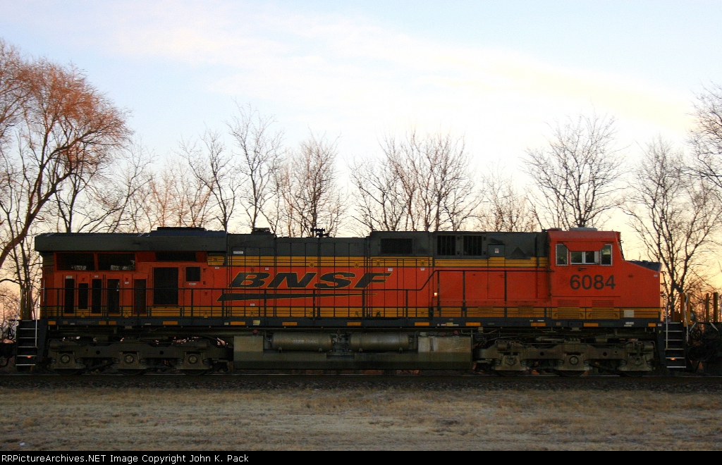 BNSF 6084